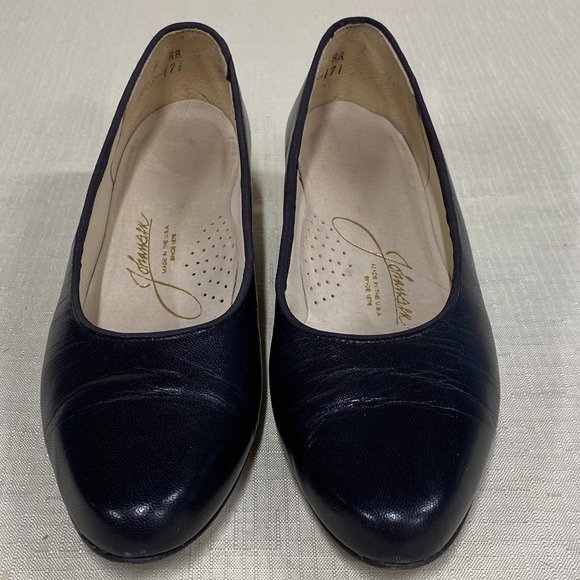 Johansen | Shoes | Johansen Low Heel Pumps | Poshmark